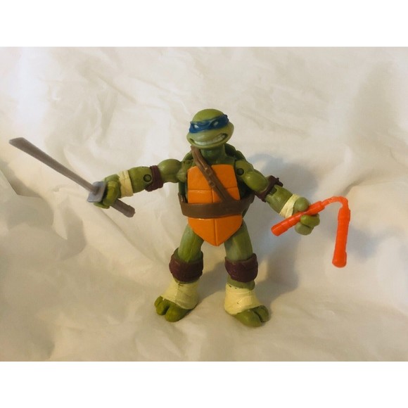 Viacom | Toys | Teenage Mutant Ninja Turtles Action Figure Leonardo ...